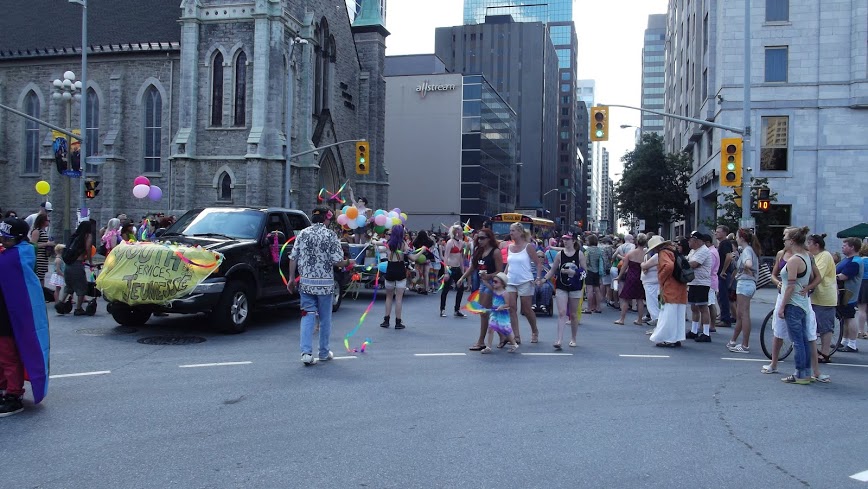 Ottawa Pride Parade – theBUZZ